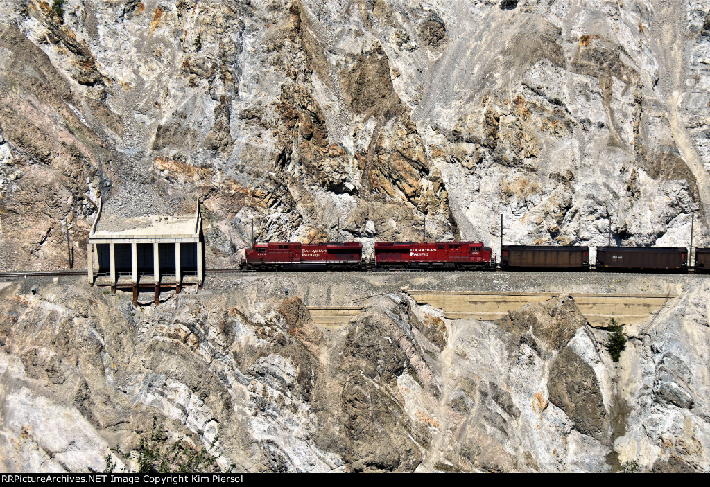 CP 8746 Coal Loads WB CN Ashcroft Sub